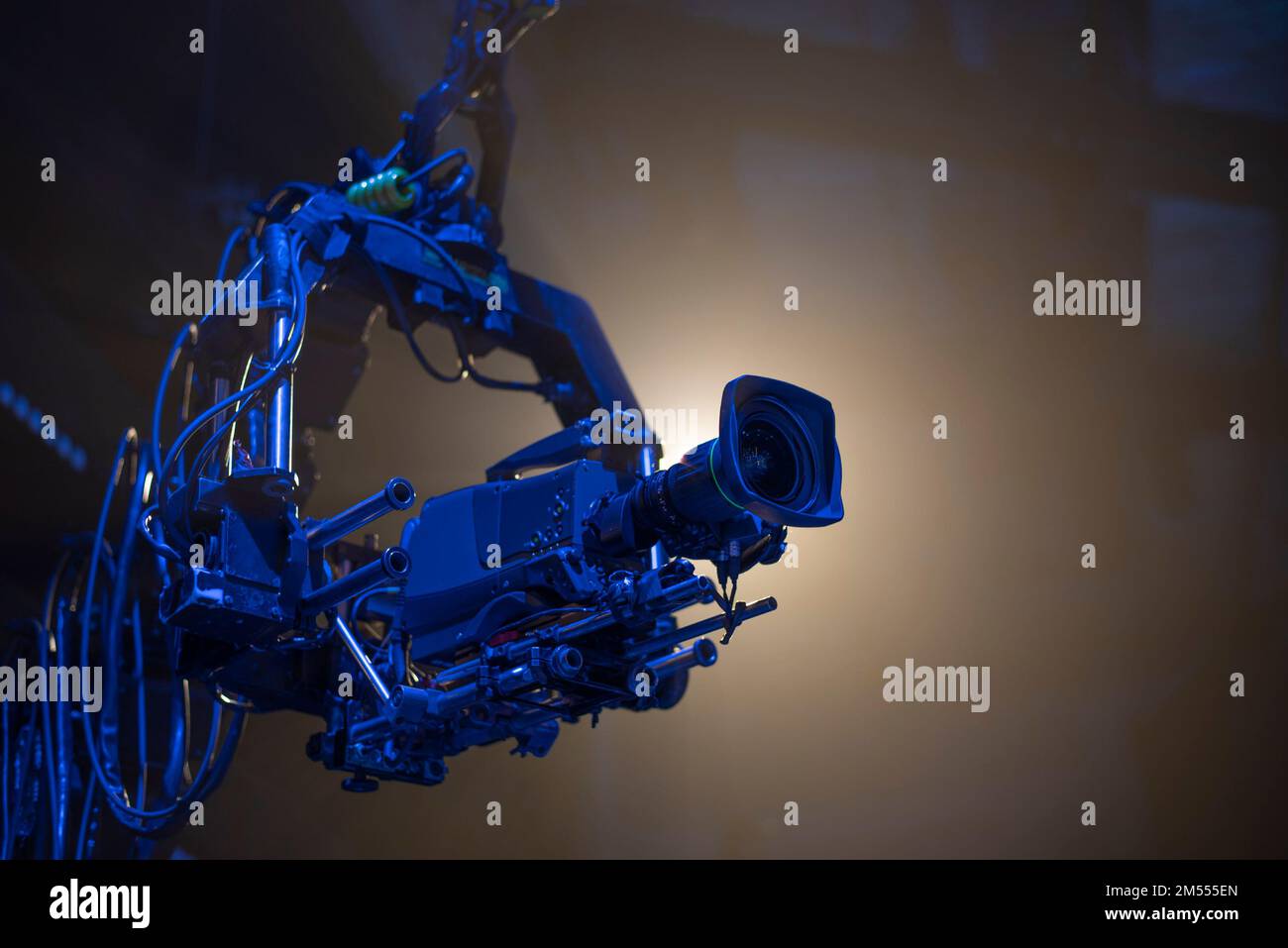 television crane. Shooting a TV show Stock Photo - Alamy
