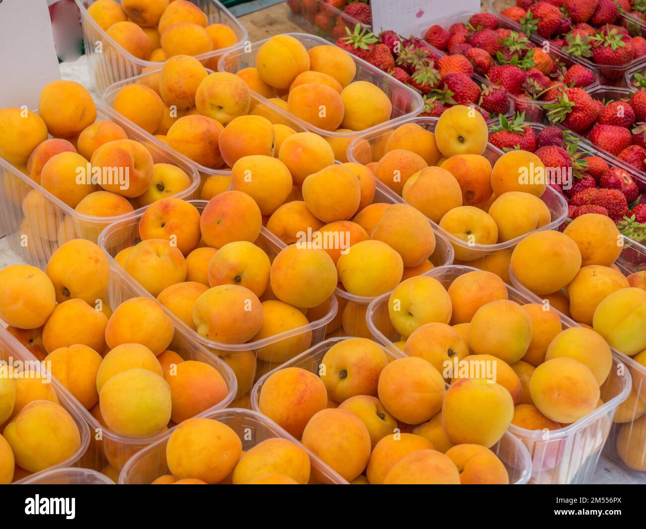 Finance in fruits hi-res stock photography and images - Alamy