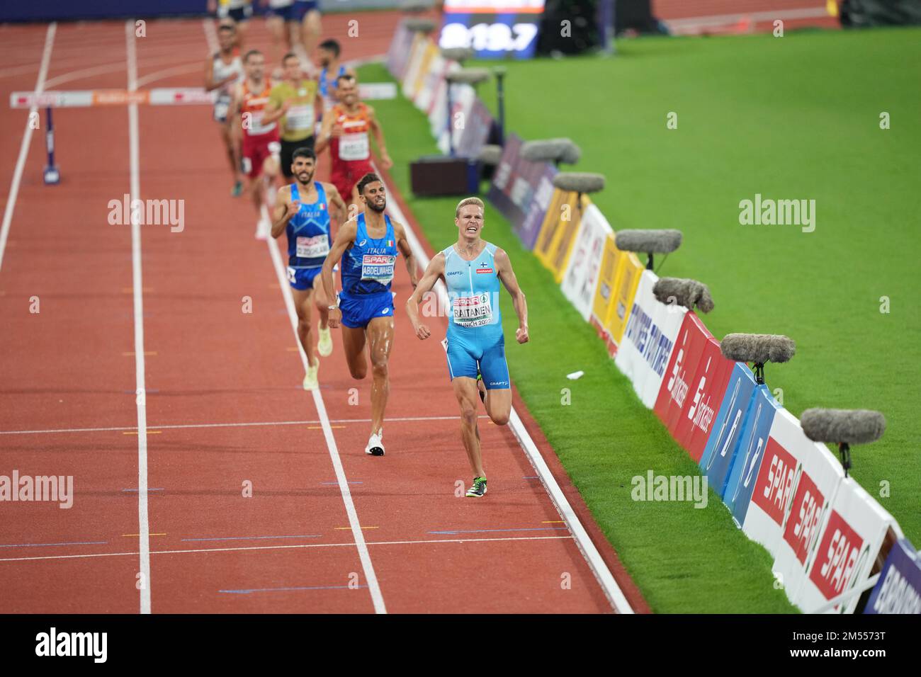 Topi Raitanen winning the 3000m steeplechase at the 2022 European ...