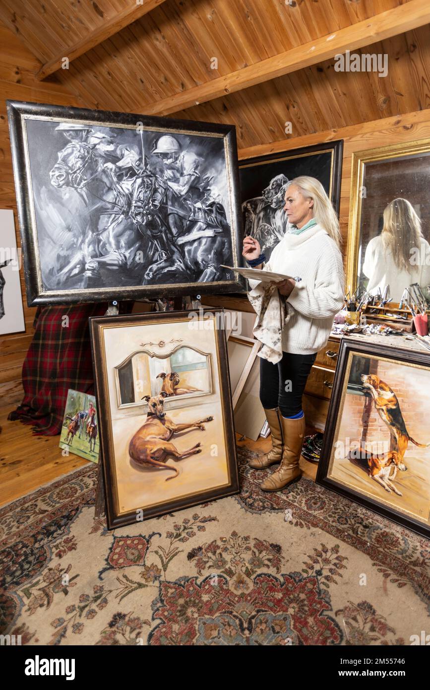 Picture shows artist Debbie Harris working in her garden studio based ...