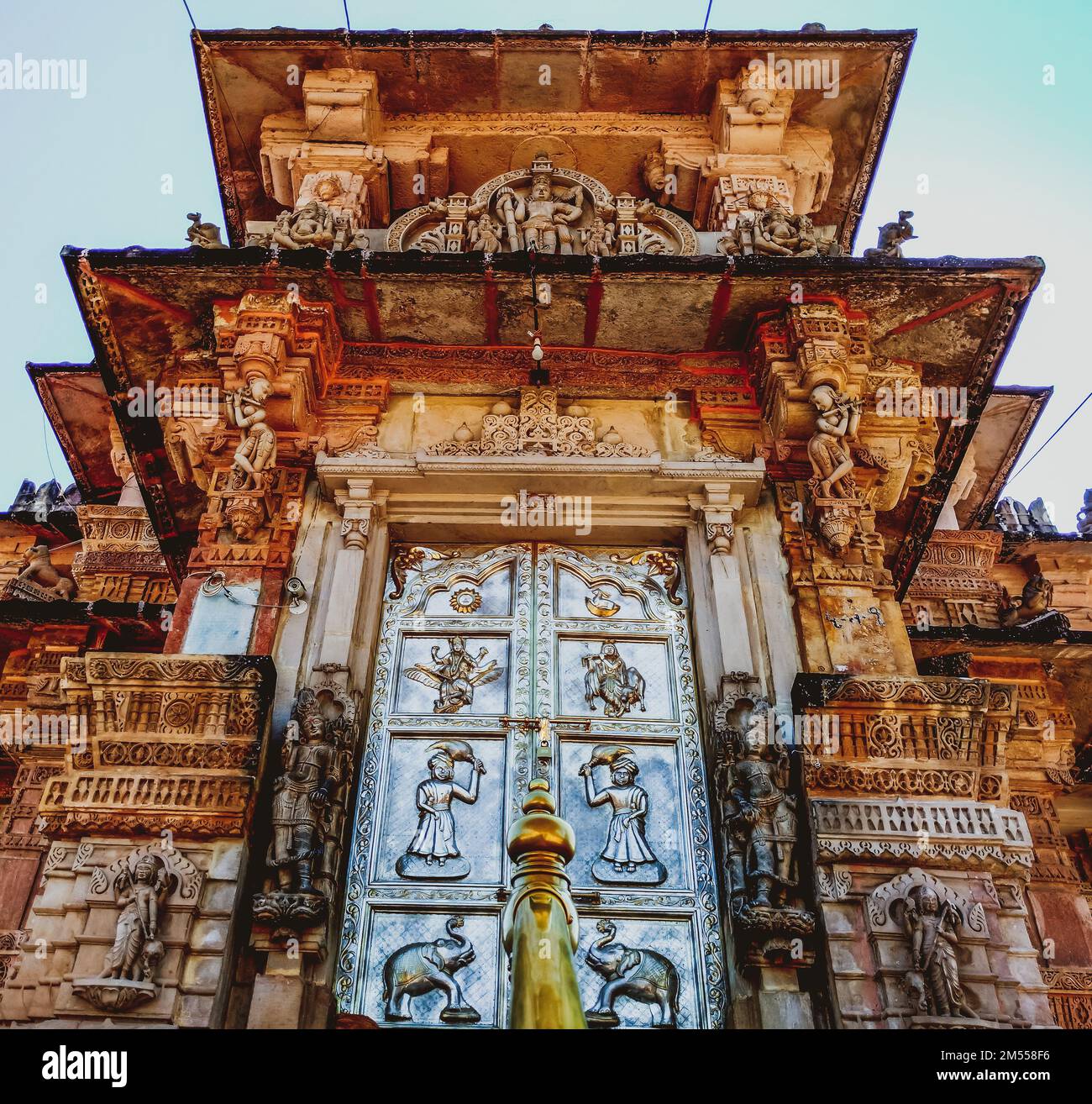 Indian entry gates hi-res stock photography and images - Alamy