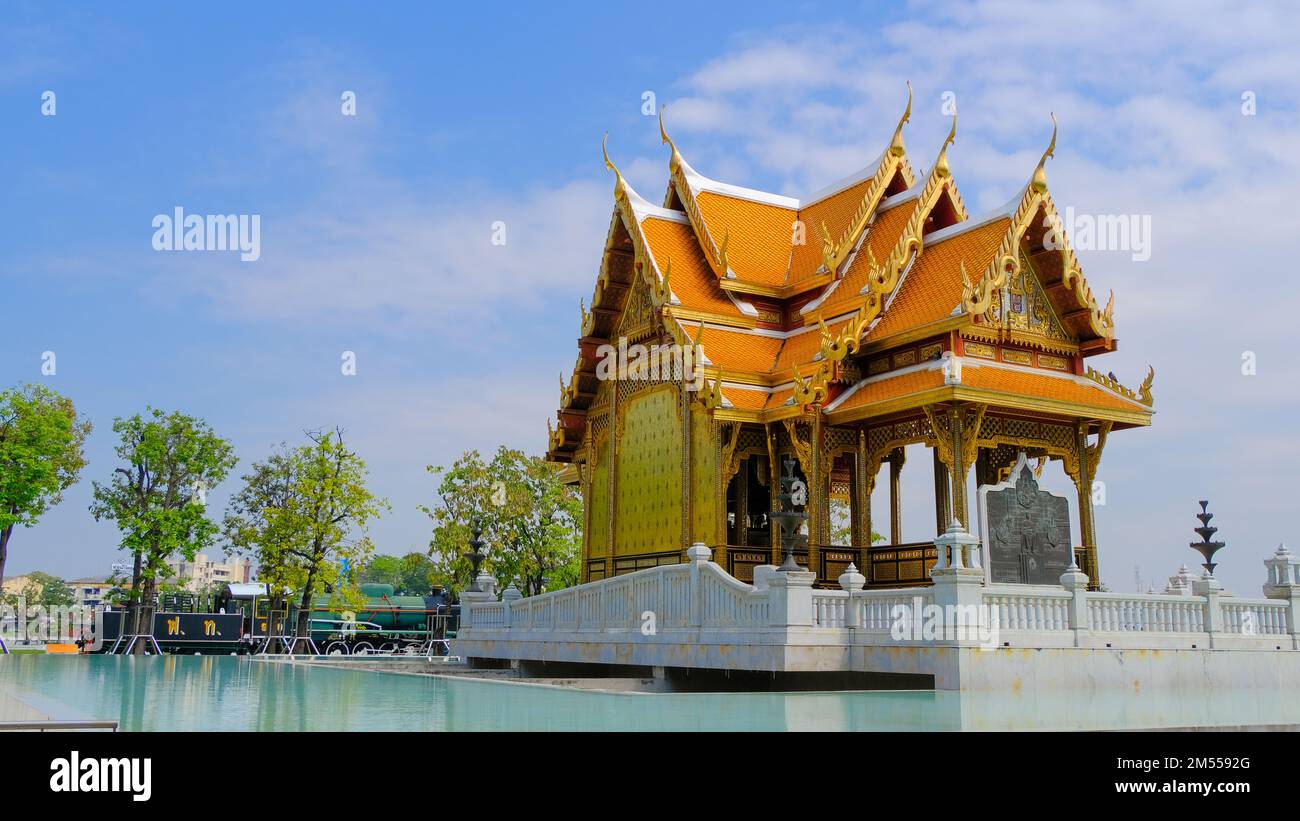 Siriraj Bimuksthan Museum in Bangkok Stock Photo - Alamy
