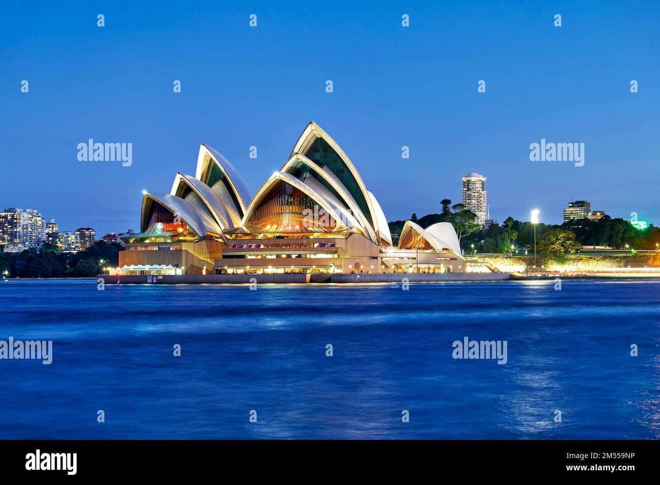 Sydney opera house facade hi-res stock photography and images - Alamy