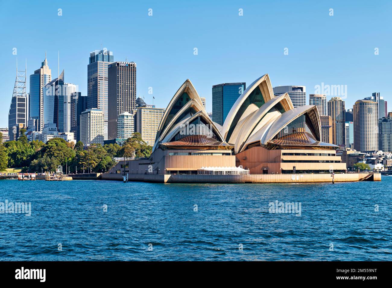 Sydney opera house facade hi-res stock photography and images - Alamy