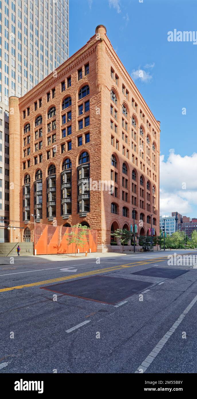 The historic Society for Savings Building, Cleveland’s tallest building ...
