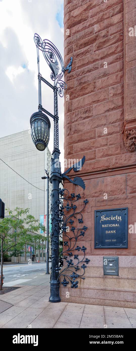 The historic Society for Savings Building, Cleveland’s tallest building ...