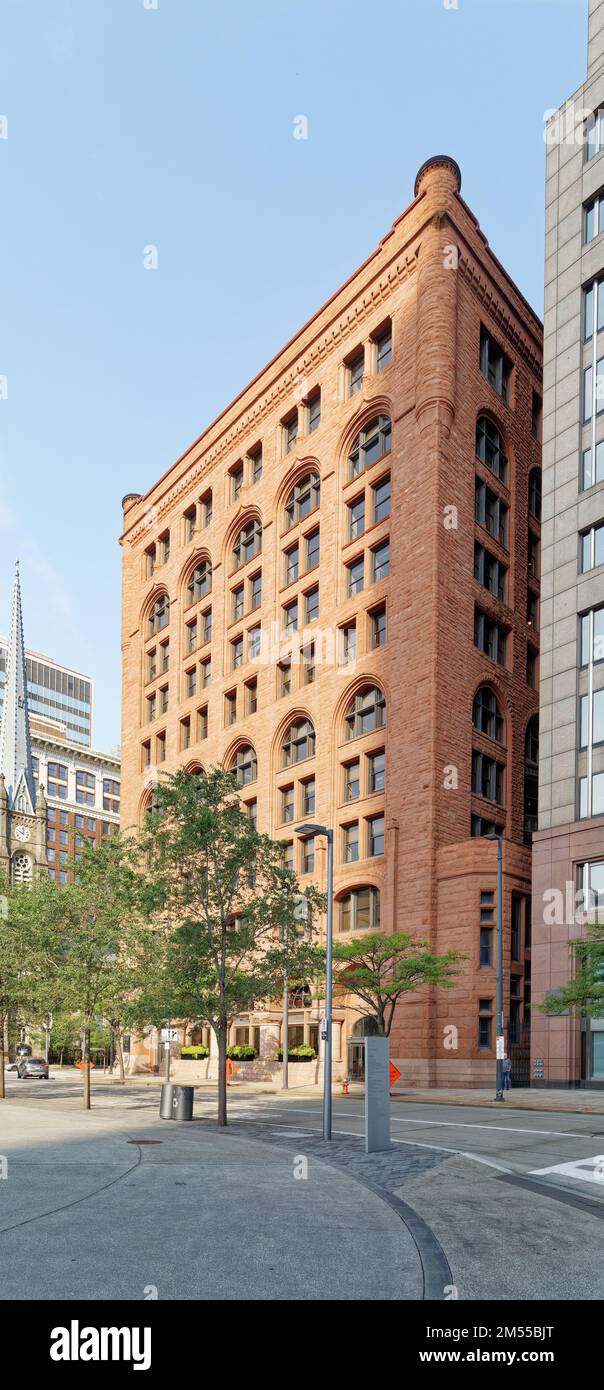 The historic Society for Savings Building, Cleveland’s tallest building ...