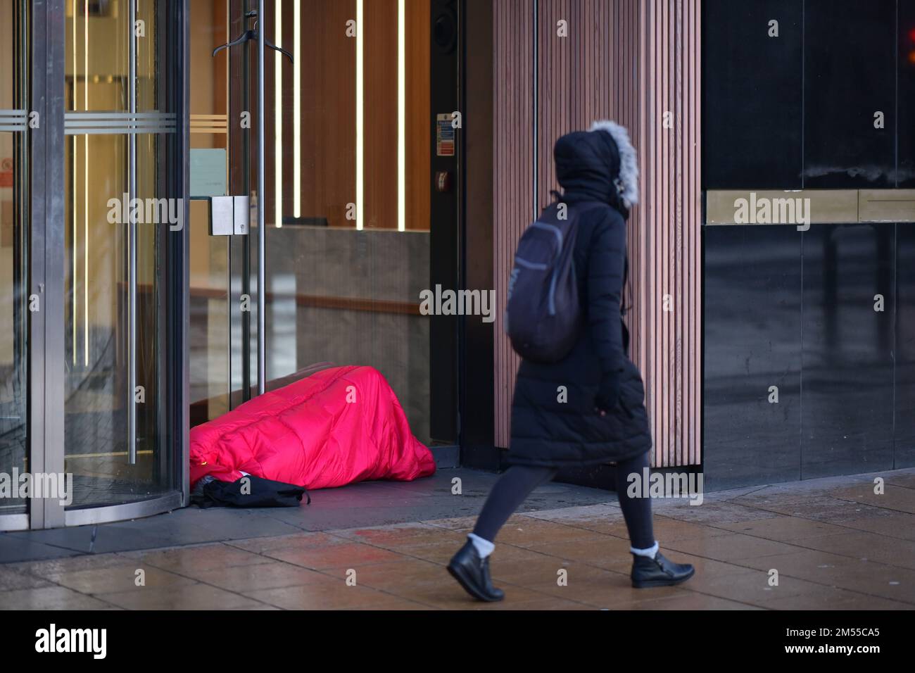 Edinburgh Scotland, UK 26 December 2022. Boxing Day homeless on Princes ...