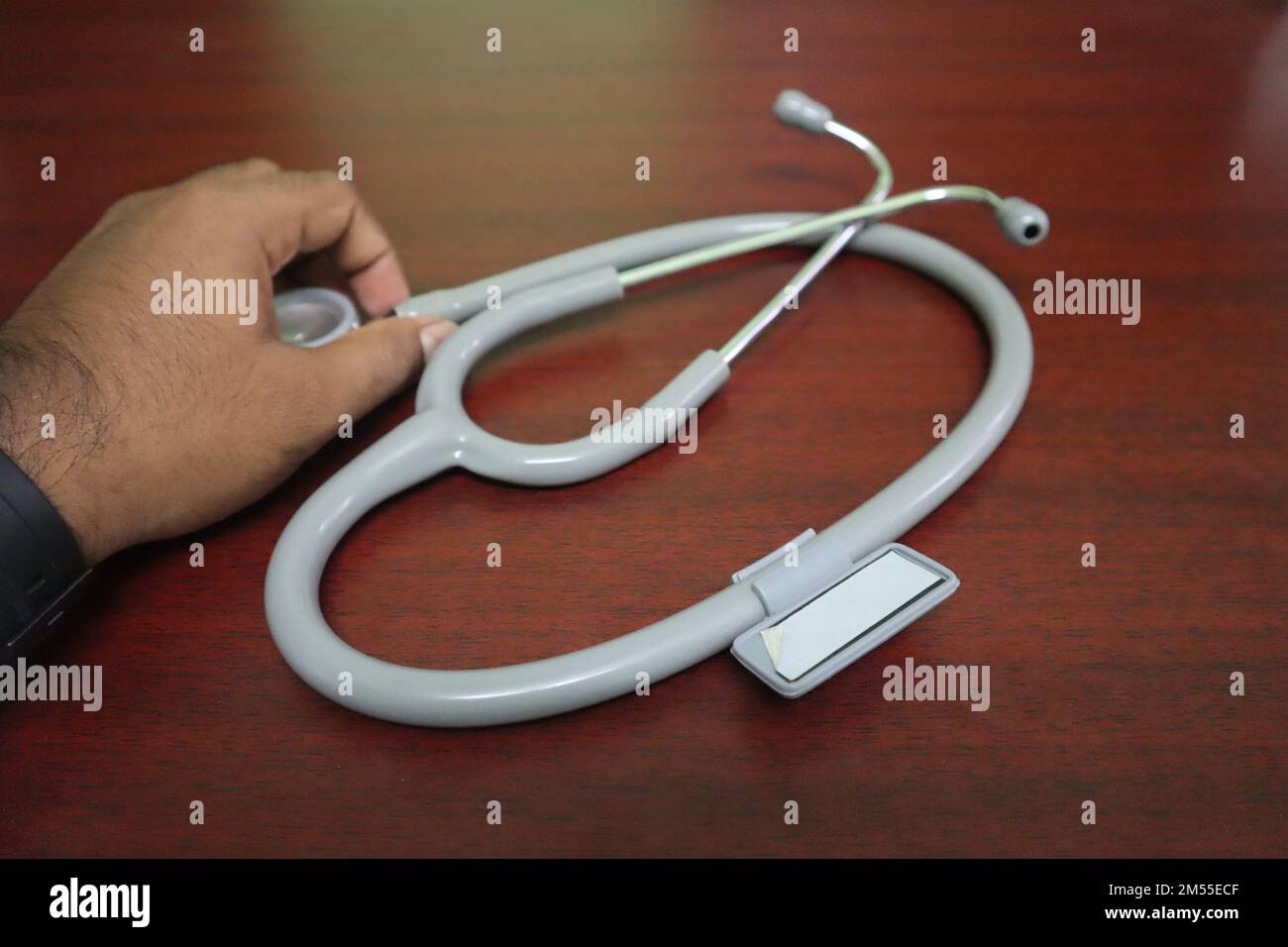 Hand stethoscope hi-res stock photography and images - Alamy
