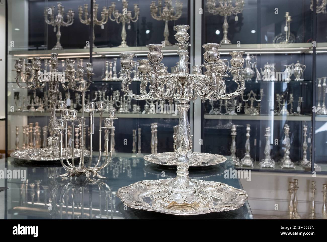 Circular candelabra hi-res stock photography and images - Alamy