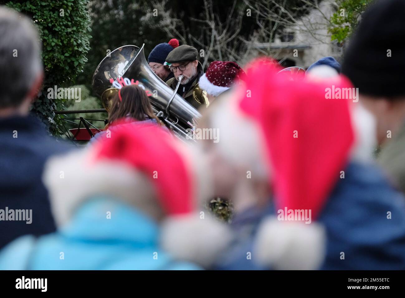 Marshfield, Glos, UK. 26th Dec, 2022. Boxing day carols were sung first ...