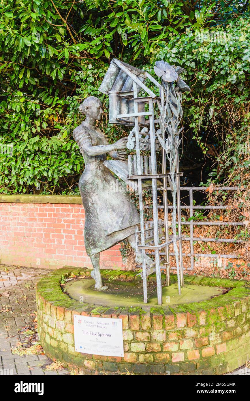 "The Flax Spinner", a bronze statue by artist Eamon O'Doherty ...
