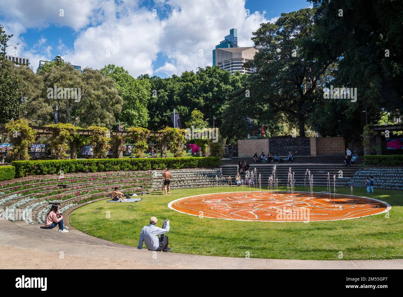 Sandringham Memorial Garden and Fountain, Hyde Park, Sydney, NSW ...