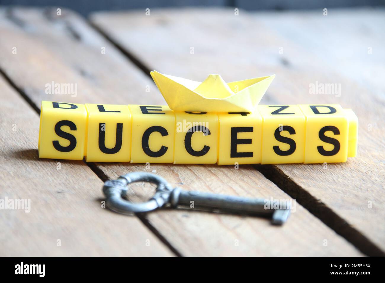 Key to success creative concept. Lettering from yellow cubes Stock ...