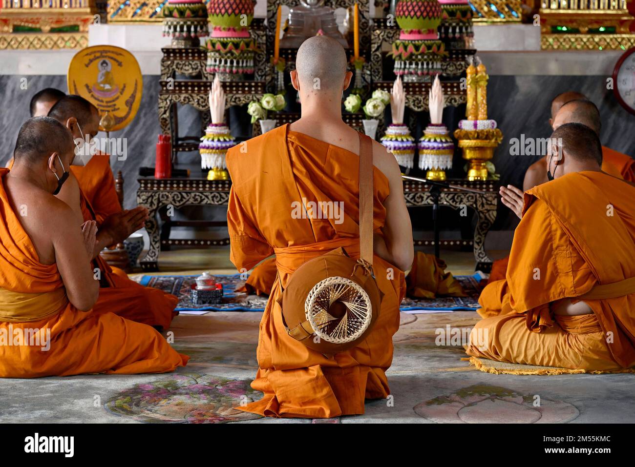 Bangkok, Thailand. 25th Dec, 2022. A rear view of William Bicknell ...