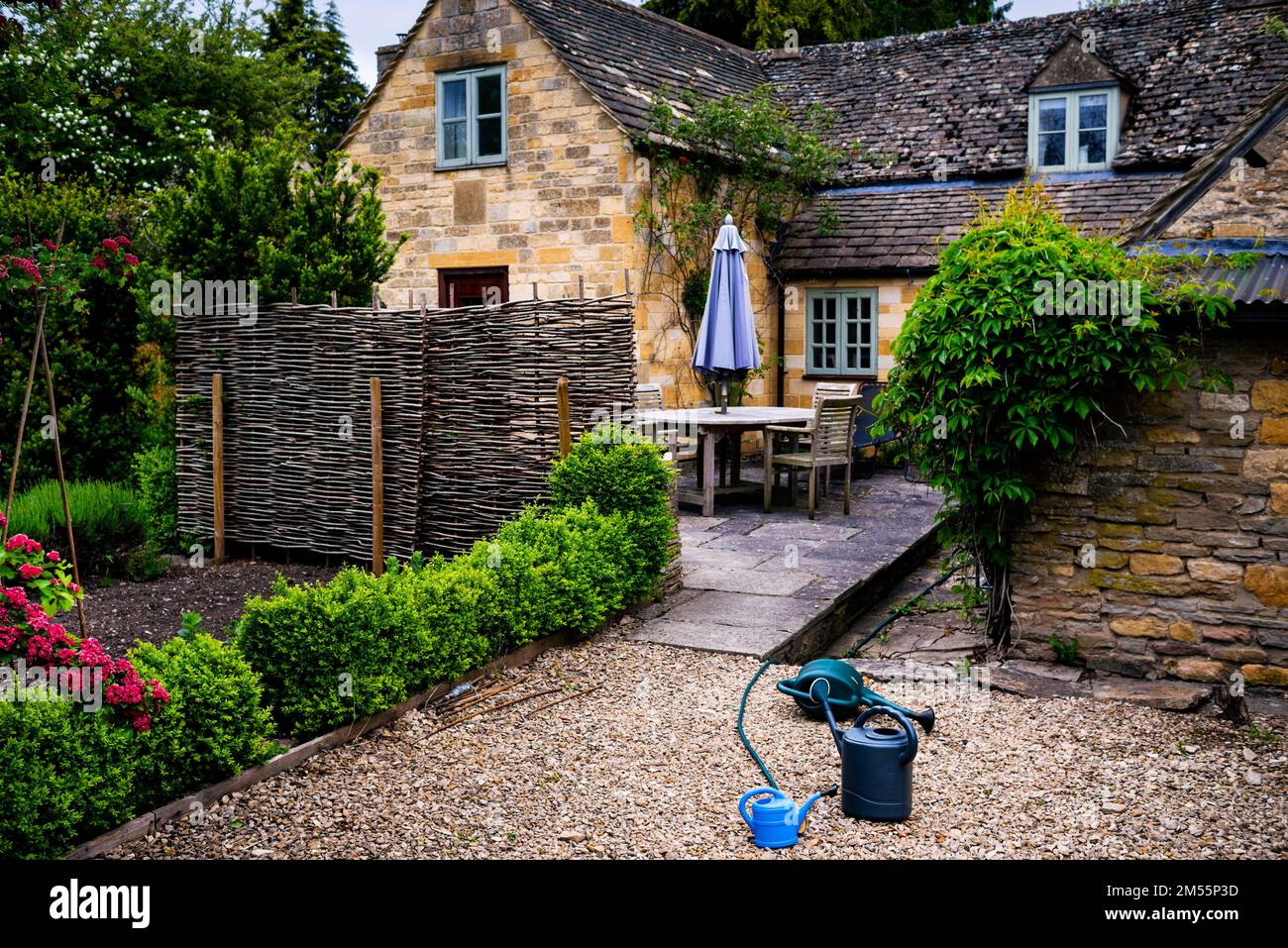The ancient craft of hurdle making waddle fencing in the Cotswold ...