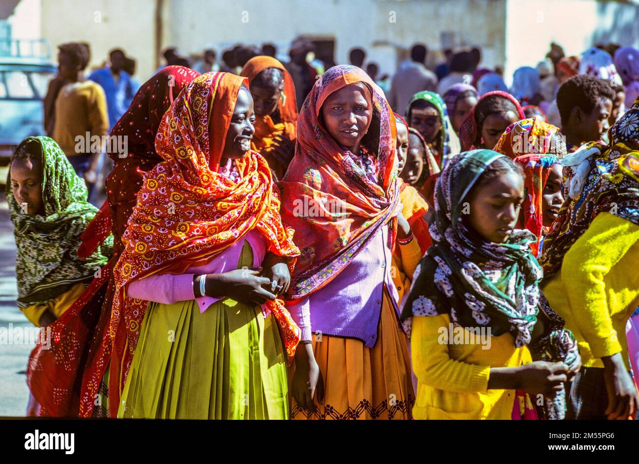 Ethiopia, 1970s, Harar, crowded market, women with colourful dresses ...