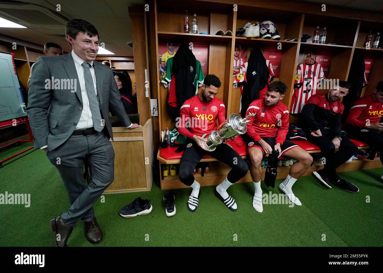 Sheffield, England, 26th December 2022. Wes Foderingham of Sheffield ...