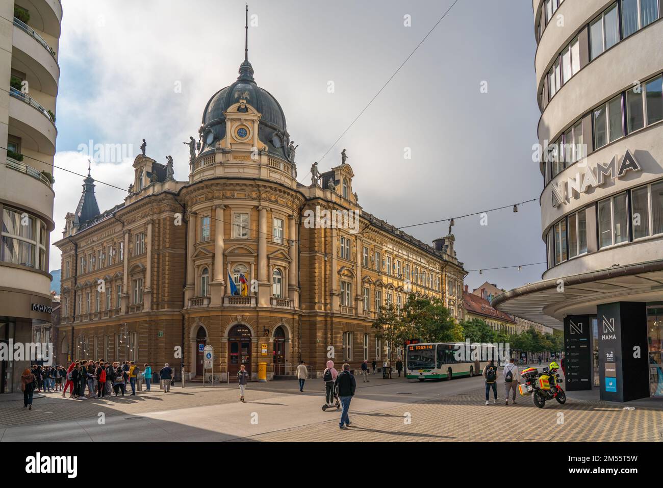 LJUBJANA, SLOVENIA - NOVEMBER 05.2022: Magnificent architectural Post ...