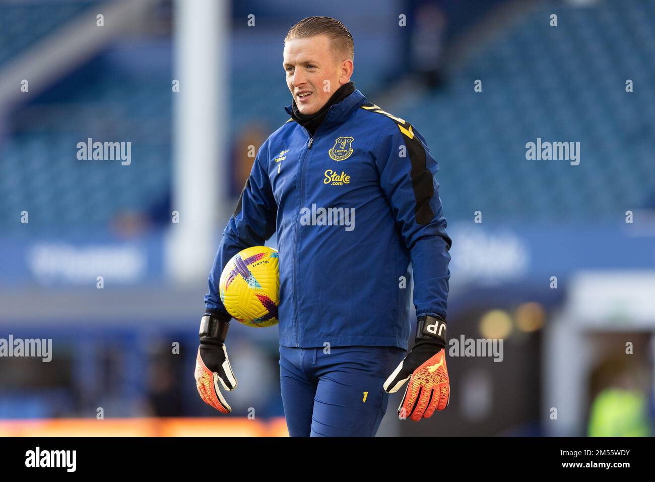 Wolverhampton wanderersjordan pickford hi-res stock photography and ...