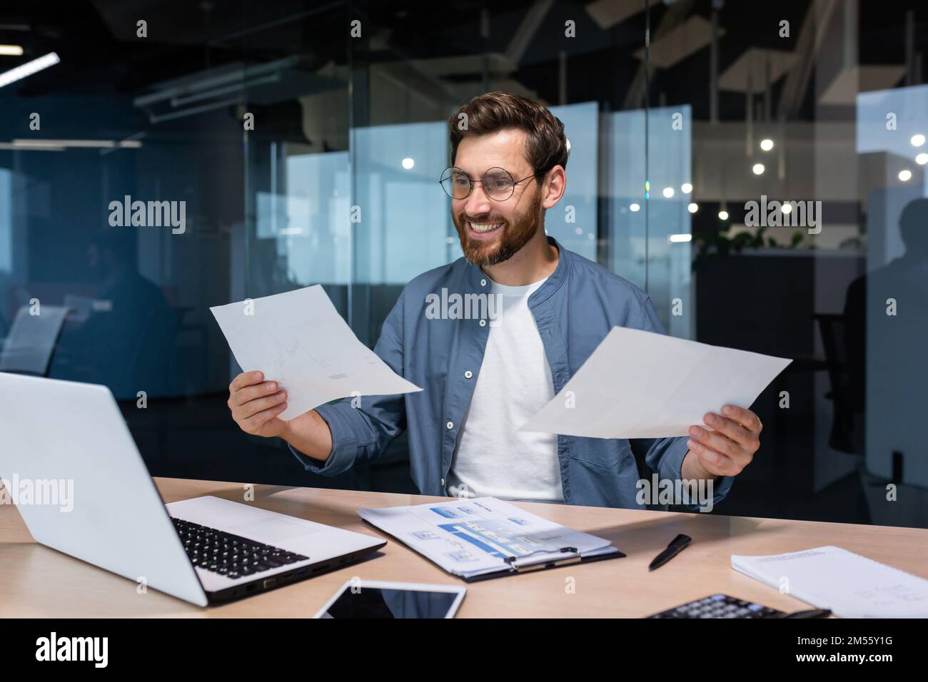Happy financier in formal suit hi-res stock photography and images - Alamy
