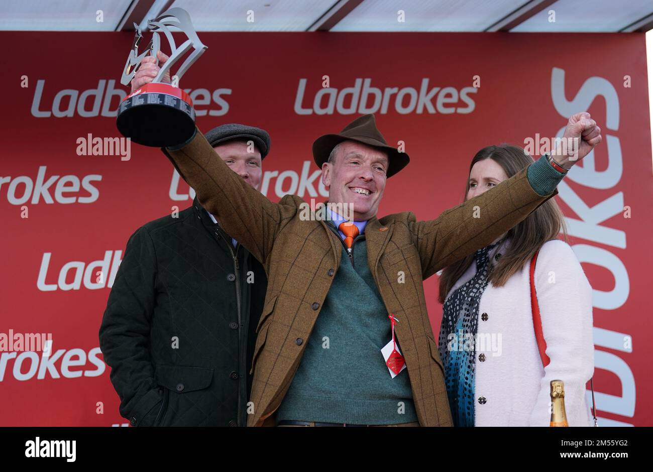 Bravemansgame horse kempton hi-res stock photography and images - Alamy