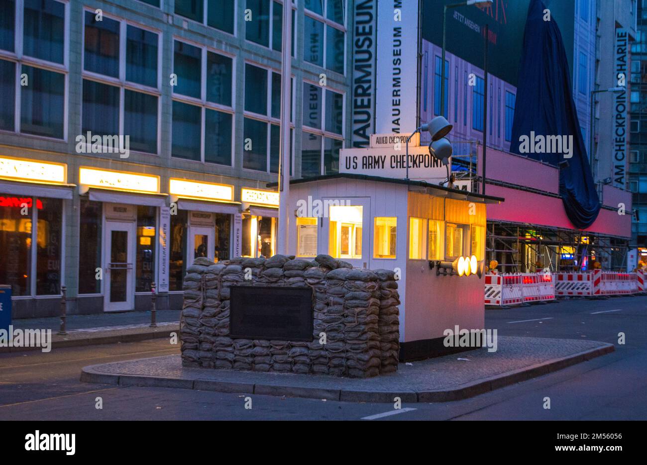 Checkpoint Charlie, Berlin, Germany Stock Photo - Alamy