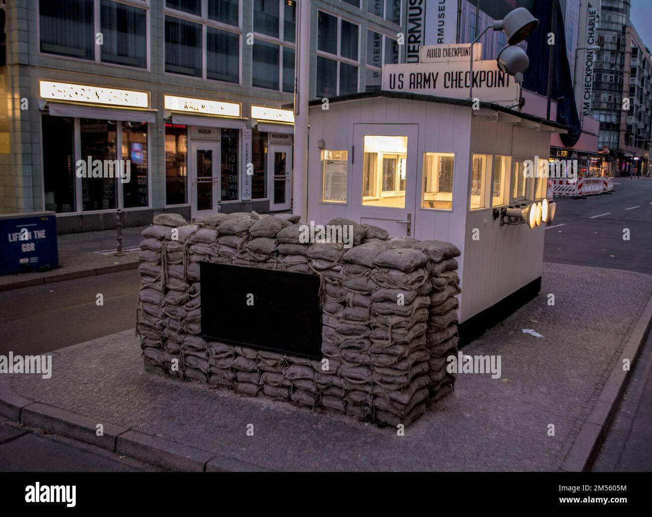 Checkpoint Charlie, Berlin, Germany Stock Photo - Alamy