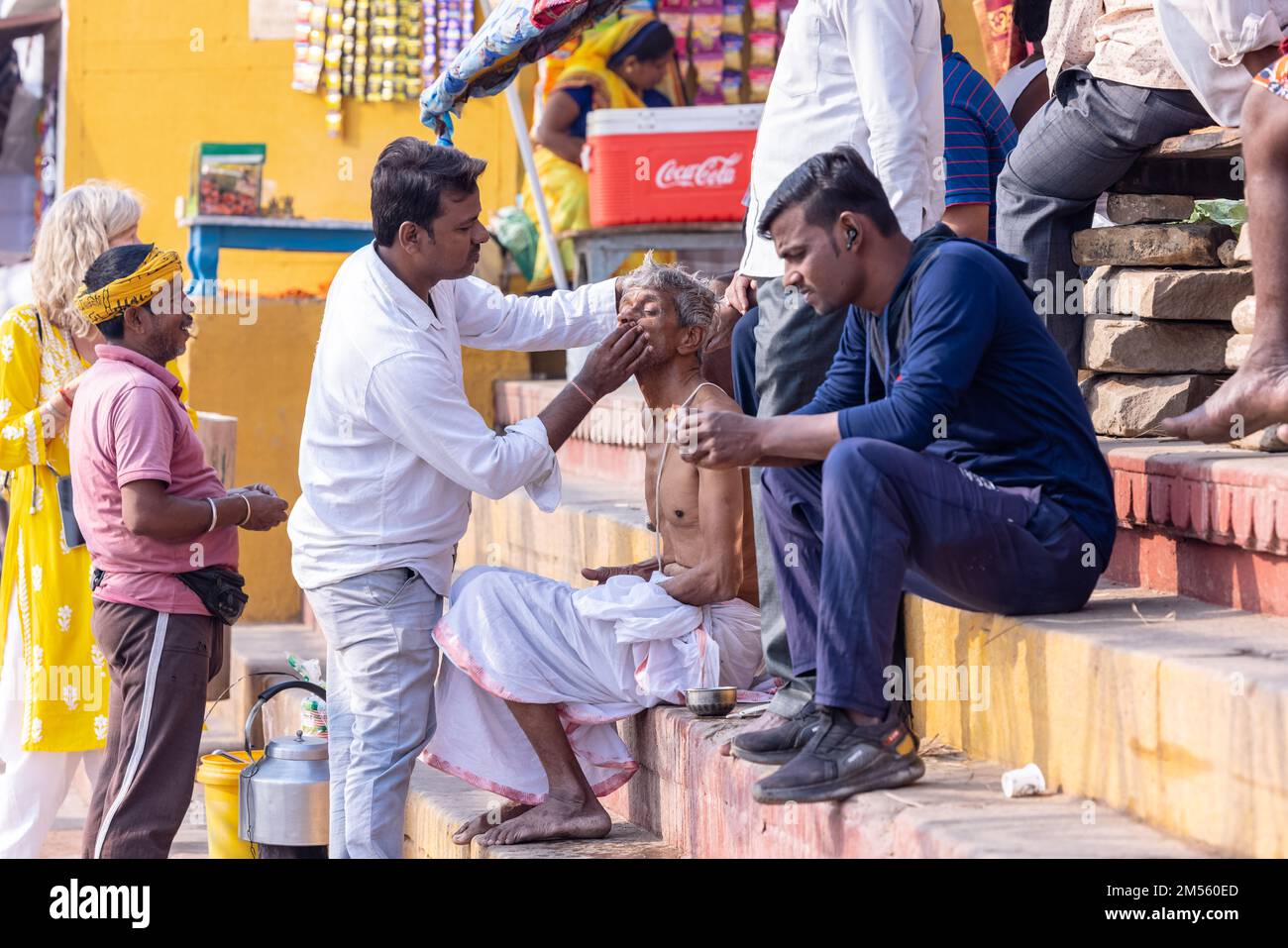 Varanasi, Uttar Pradesh, India - November 2022: Street barber ...