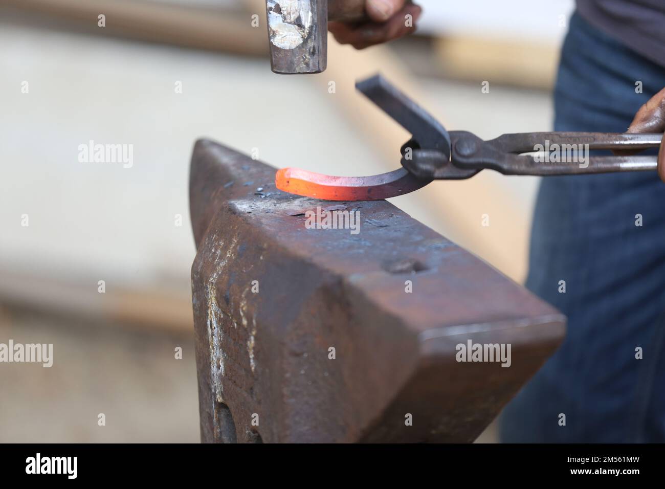 Horse shoe block hi-res stock photography and images - Alamy