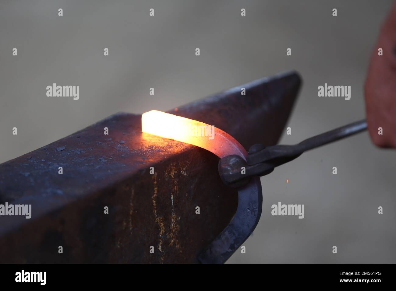 Horse shoe block hi-res stock photography and images - Alamy