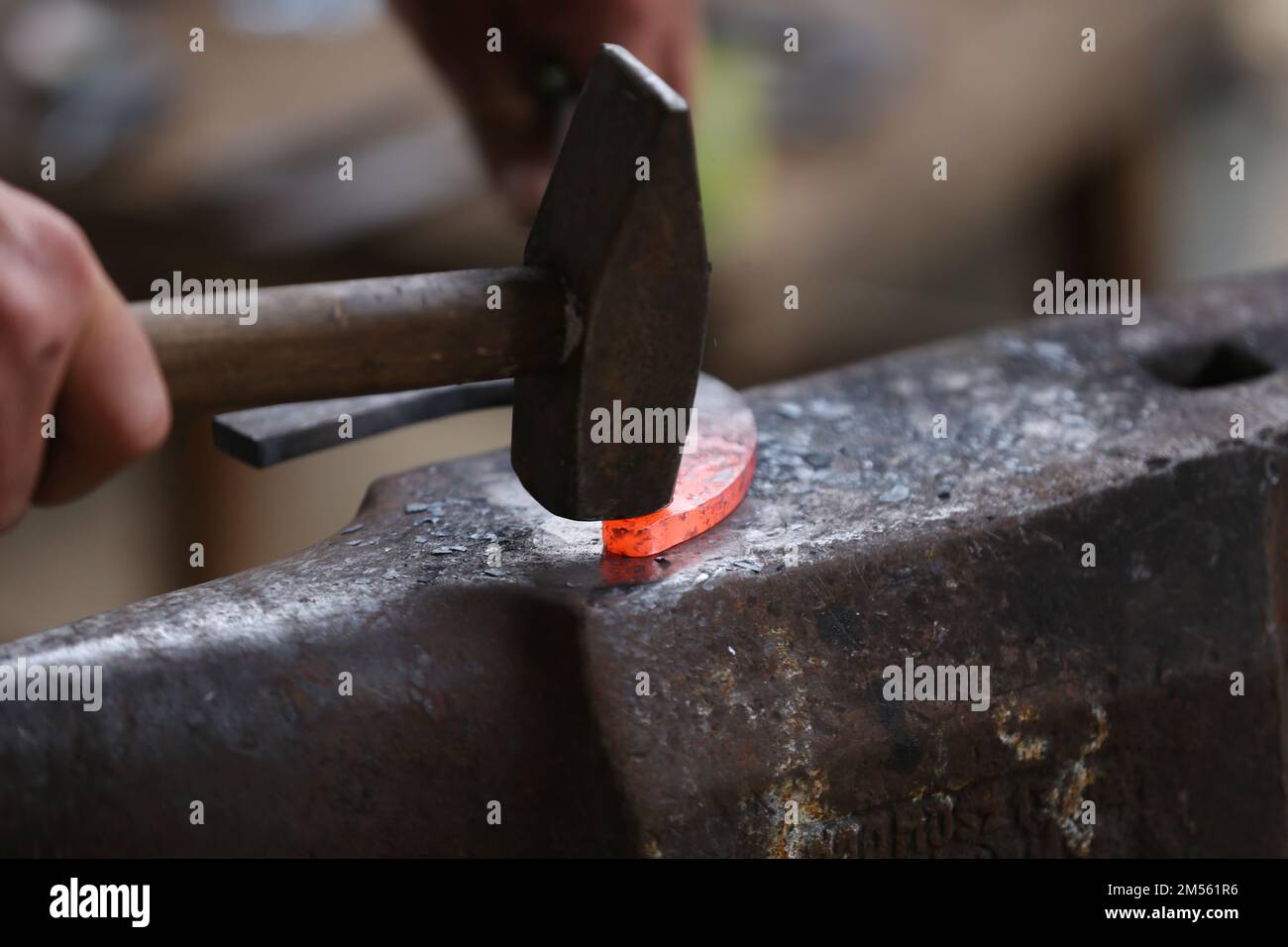 Horse shoe block hi-res stock photography and images - Alamy