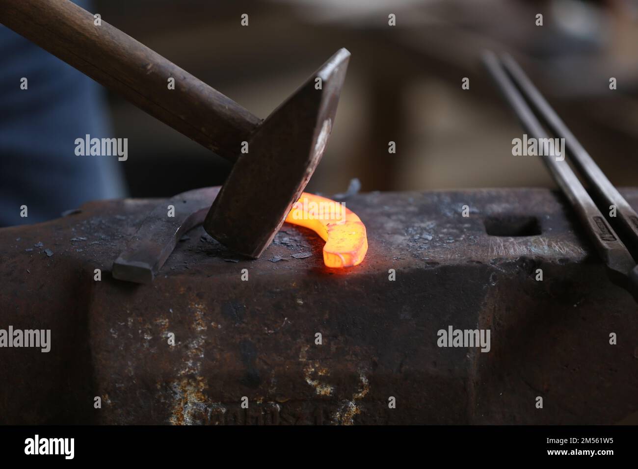 Horse shoe block hi-res stock photography and images - Alamy