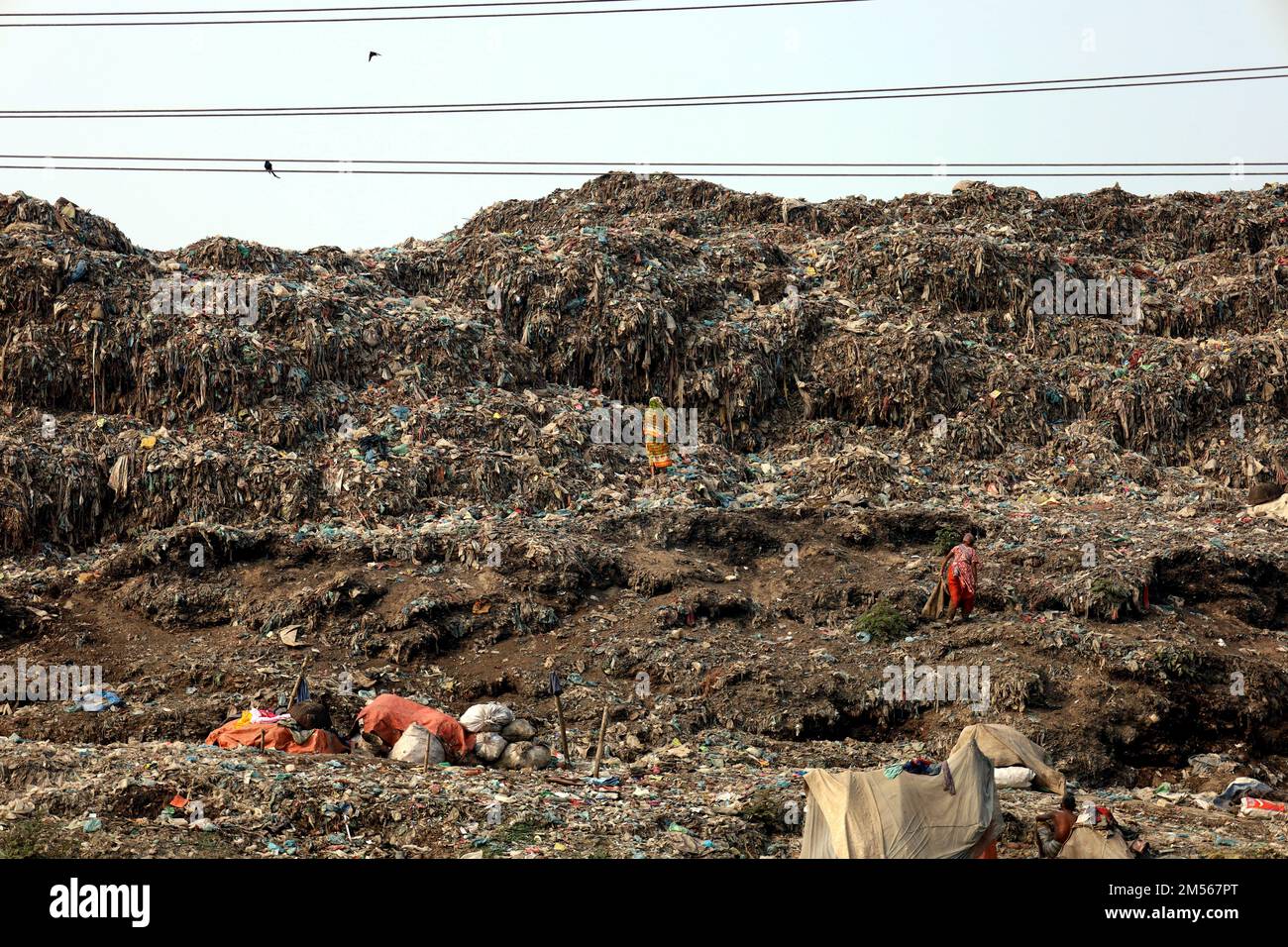 Gazipur, Gazipur, Bangladesh. 26th Dec, 2022. A pile of garbage like a ...