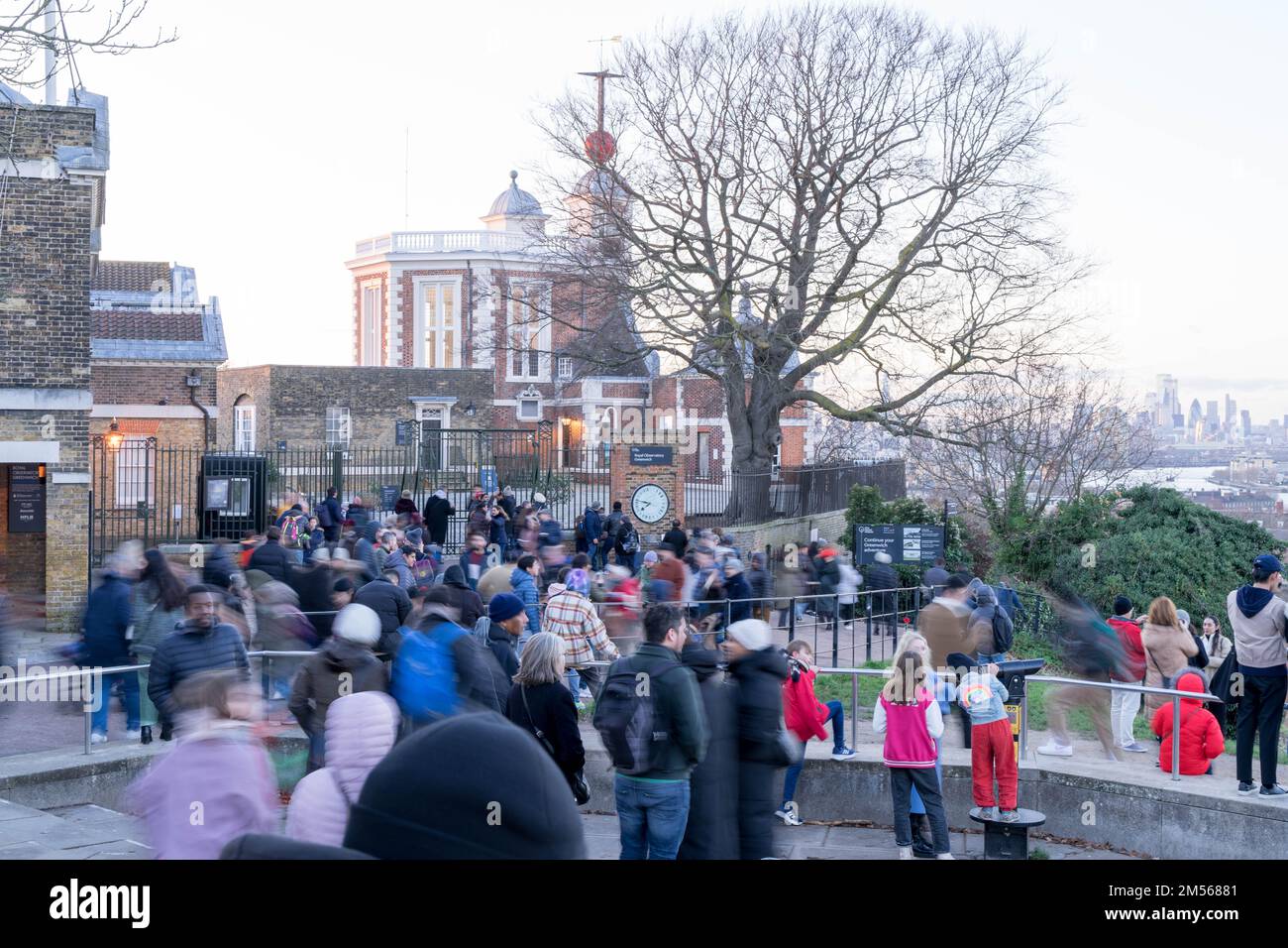 London UK 26th December 2022. UK Weather. On boxing day, sunny winter ...