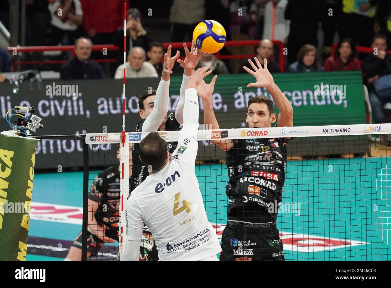 petric nemanja (n.4 emma villas aubay siena) v roberto russo (n.12 sir ...