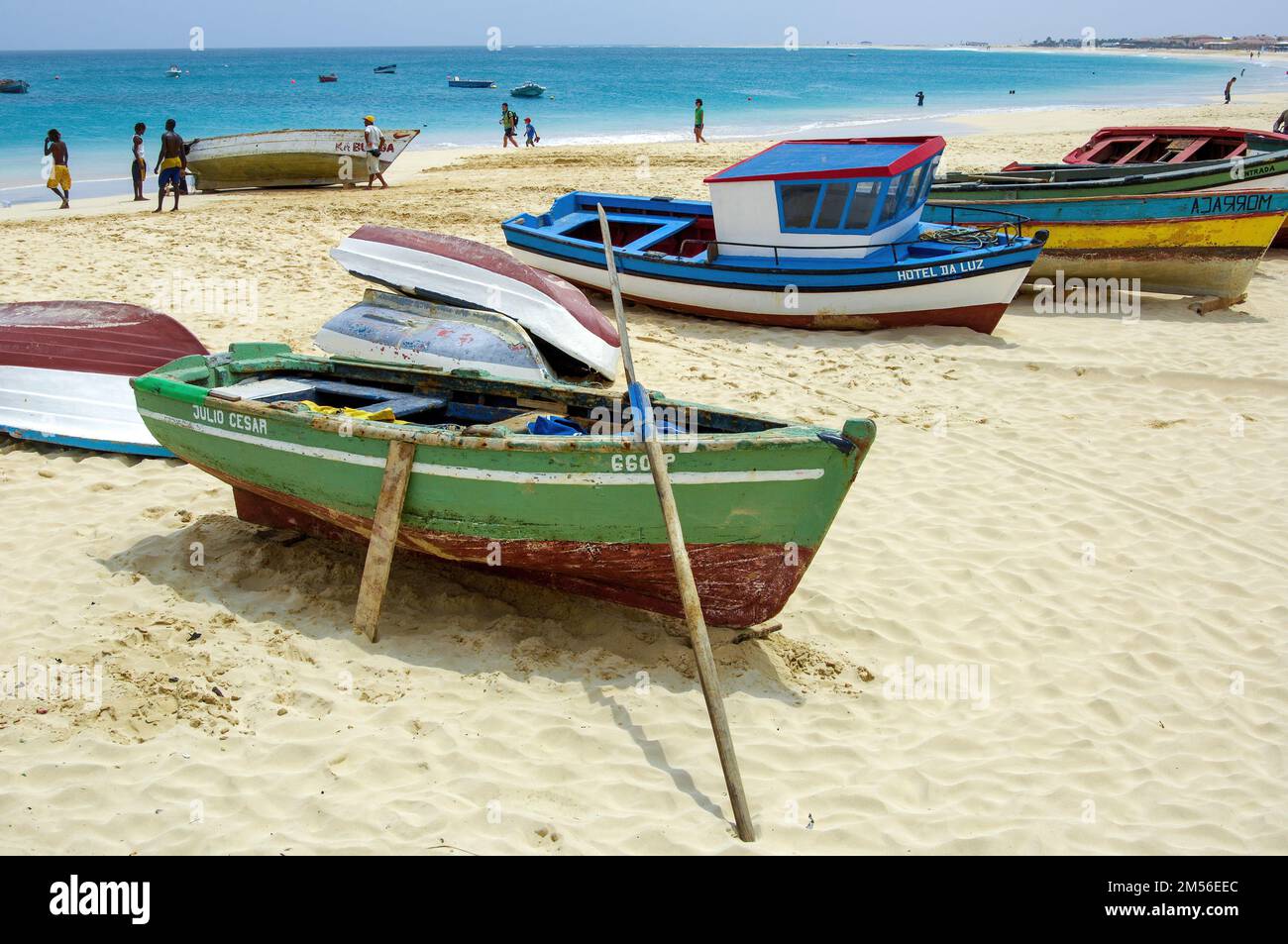 Fischerboot aus holz hi-res stock photography and images - Alamy