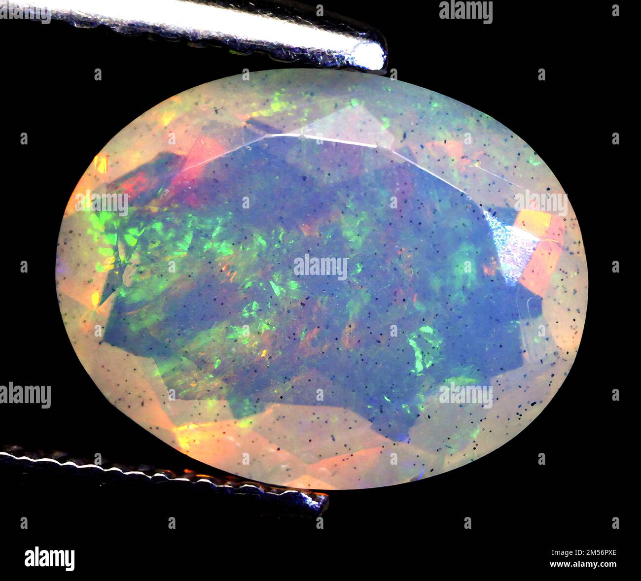 Opal stone hi-res stock photography and images - Alamy