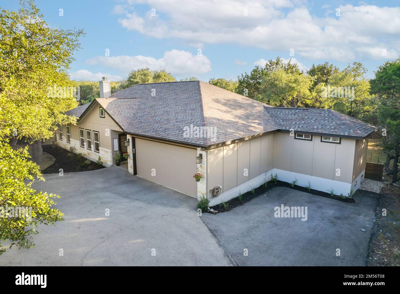 the front view of a home Stock Photo - Alamy