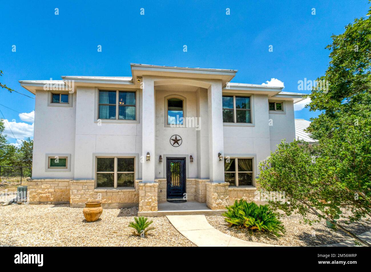 the front view of a home Stock Photo - Alamy