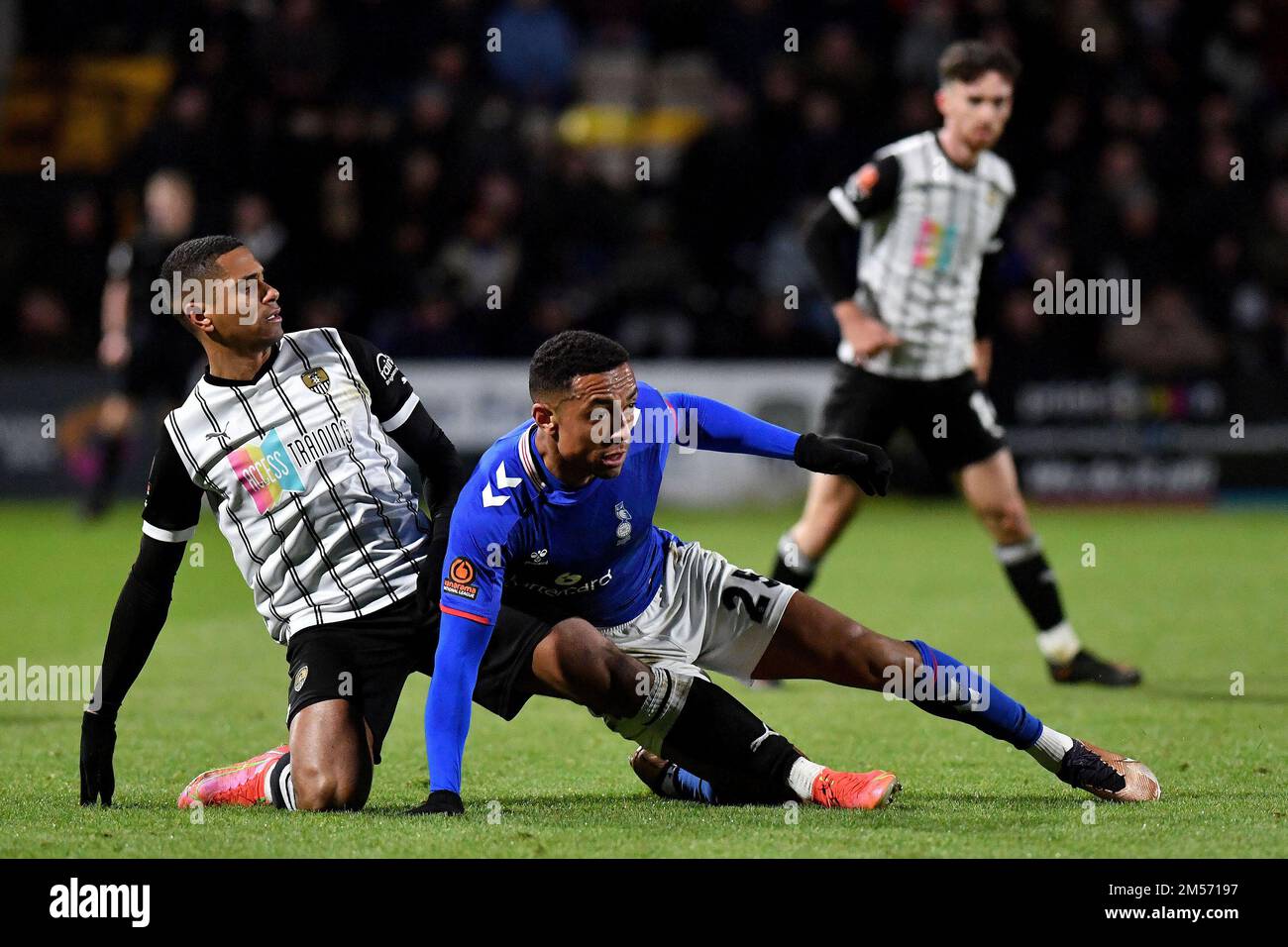 Notts county vs oldham athletic hi-res stock photography and images - Alamy