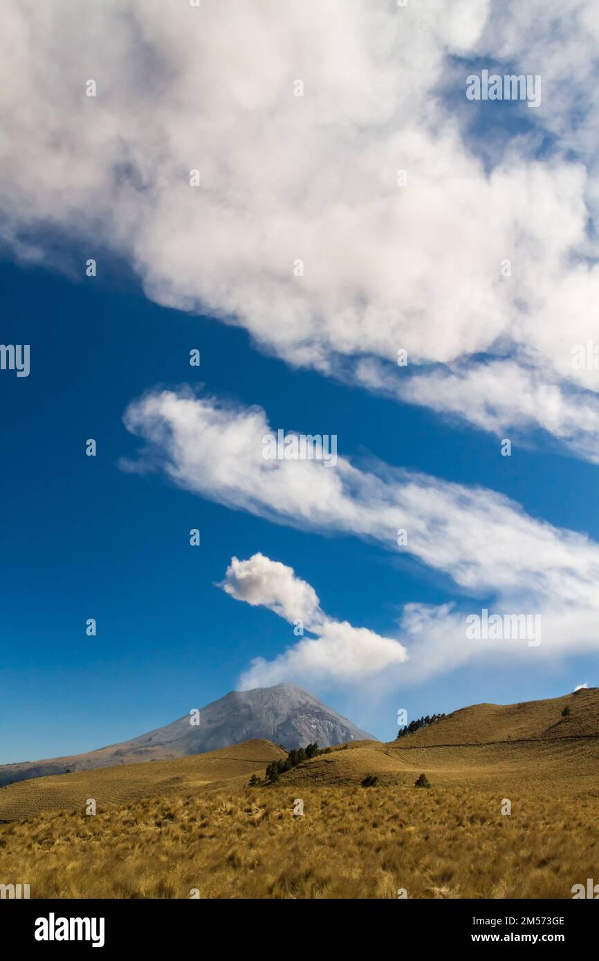 Smoking Popocatepetl volcano in central Mexico Stock Photo - Alamy