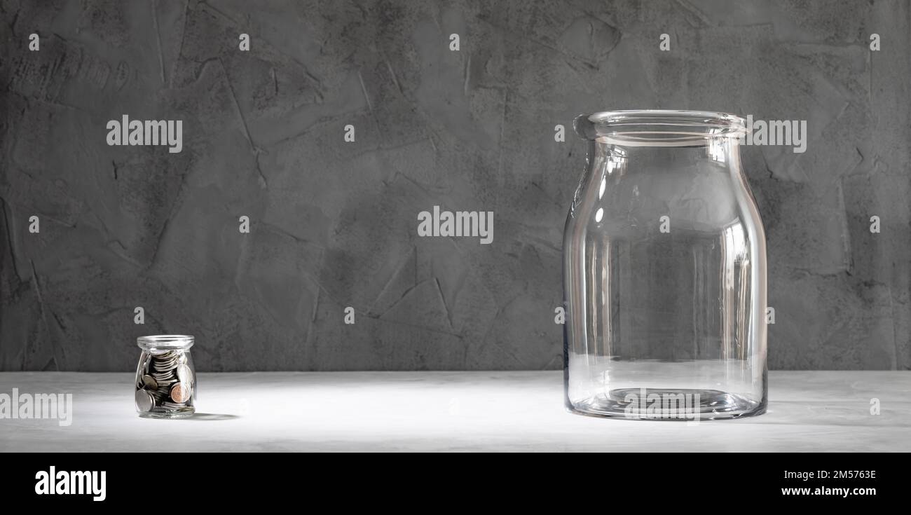 Empty money jar hi-res stock photography and images - Alamy