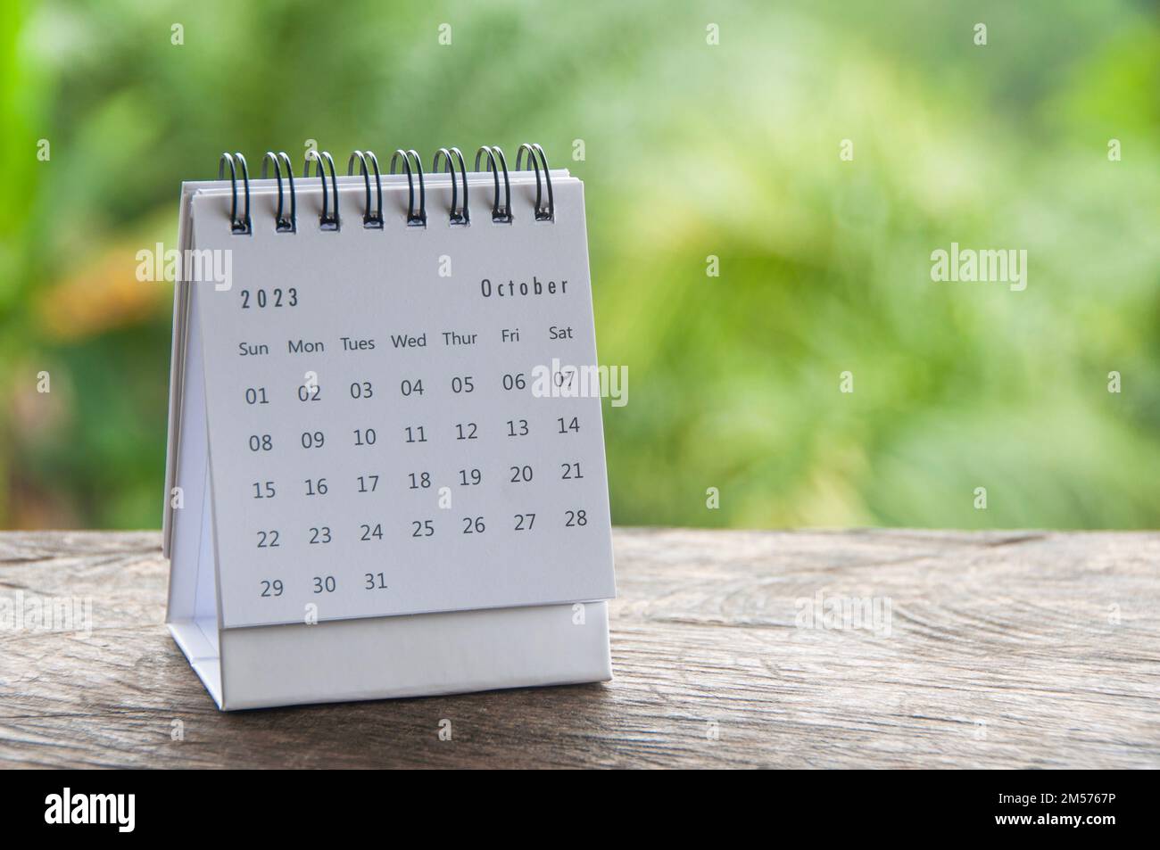 October 2023 table calendar with customizable space for text or ideas ...