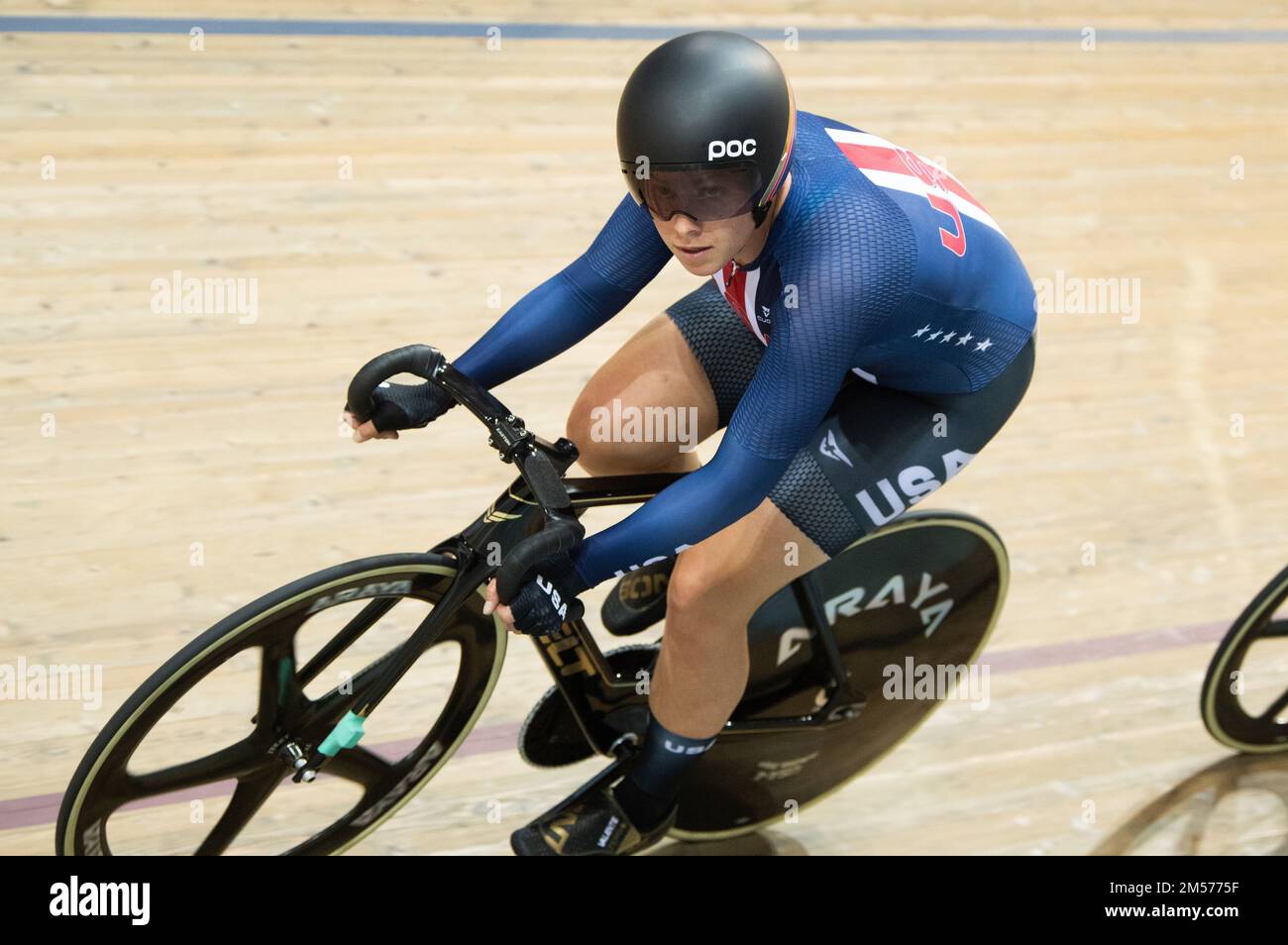 Jennifer Valente of the United States winning the women's omnium event ...