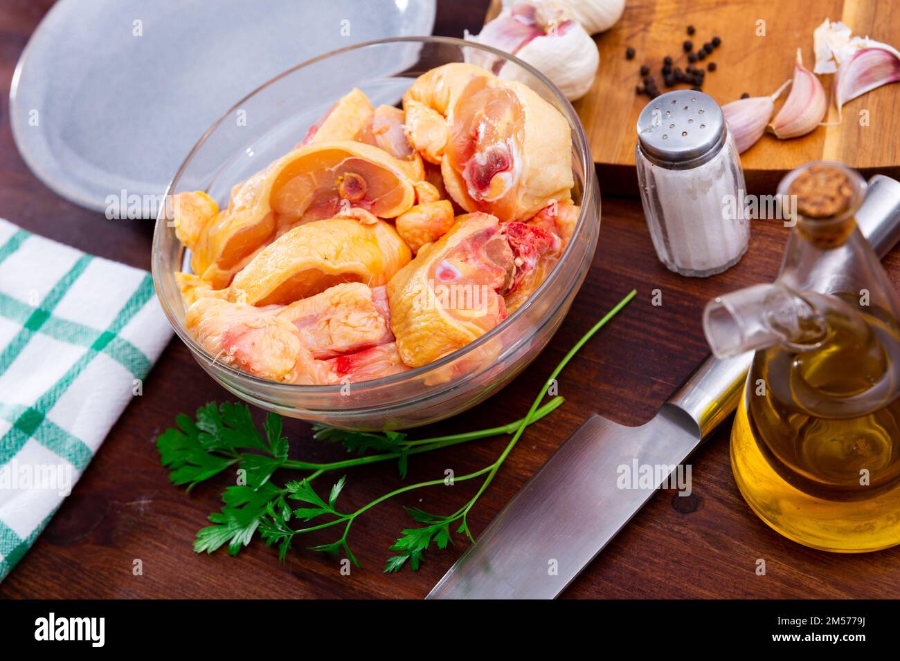 Fresh raw chopped chicken pieces Stock Photo - Alamy