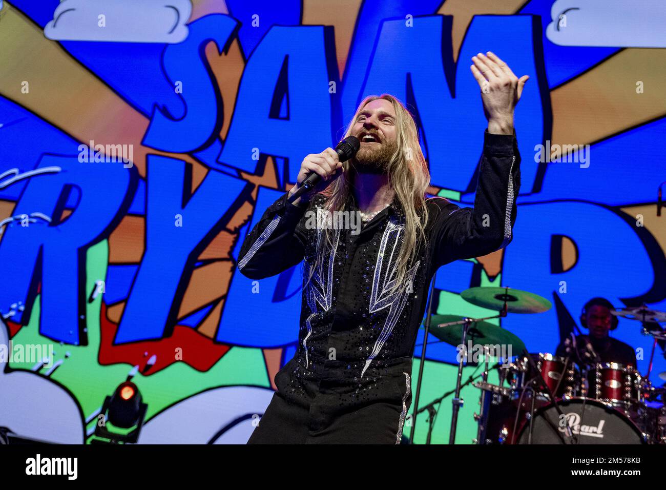 LONDON, ENGLAND: Sam Ryder performs at Here at Outernet. Featuring: Sam ...