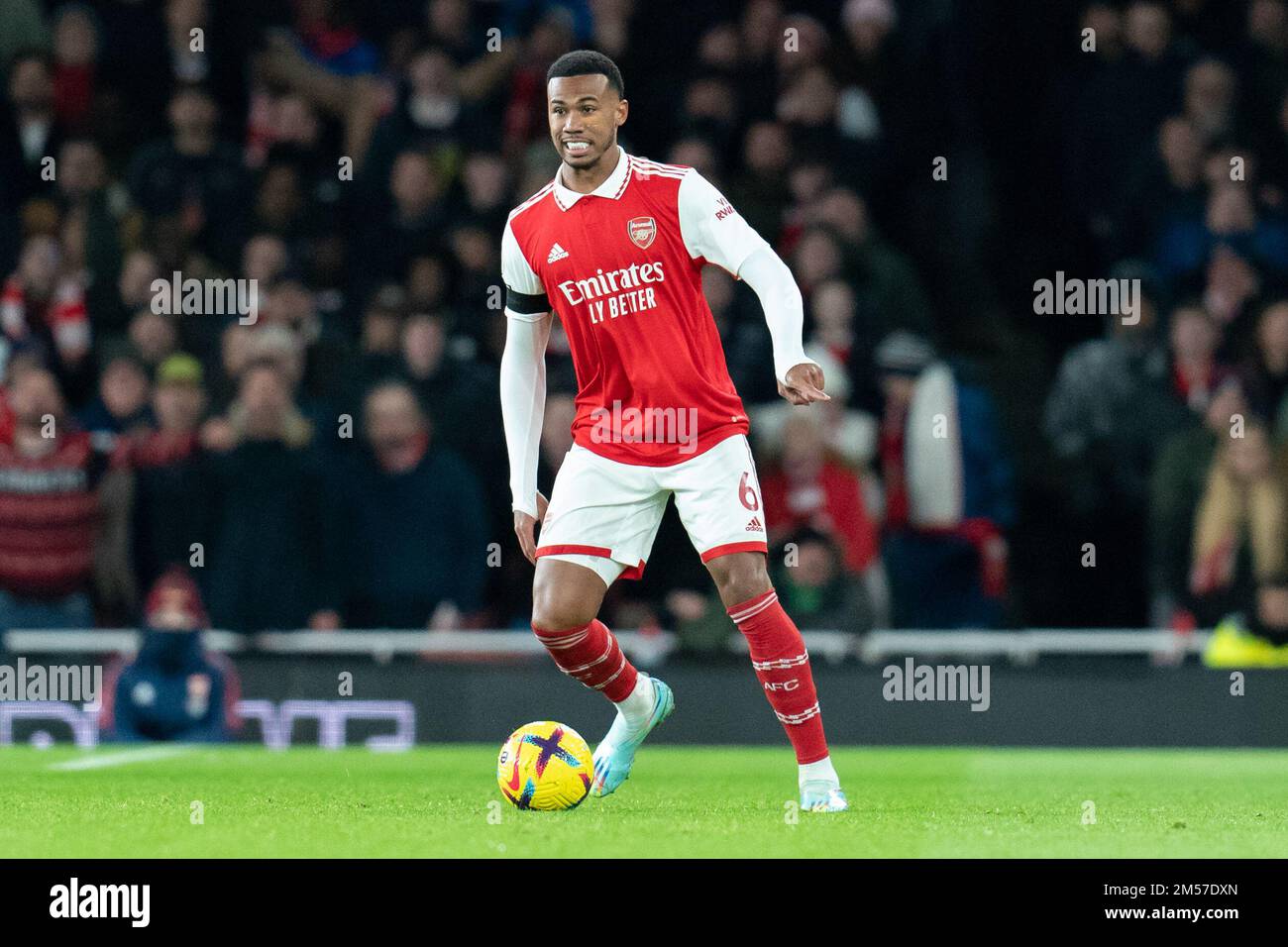 Gabriel magalhaes arsenal 2022 hi-res stock photography and images - Alamy