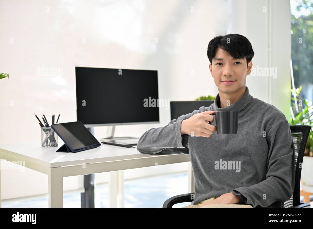 Male developer hi-res stock photography and images - Alamy