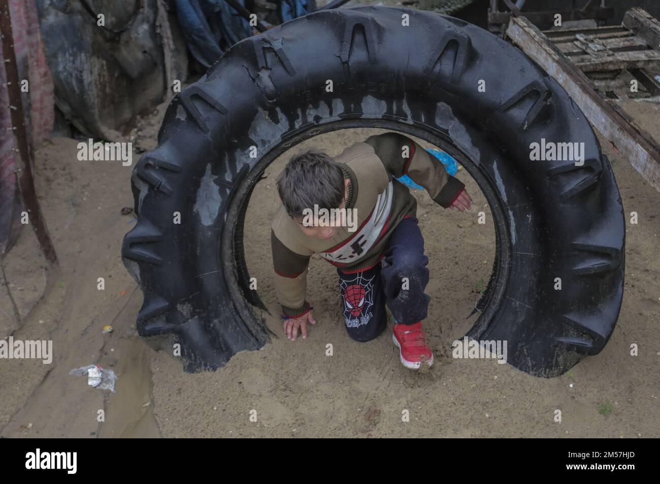 Palestine slums hi-res stock photography and images - Alamy